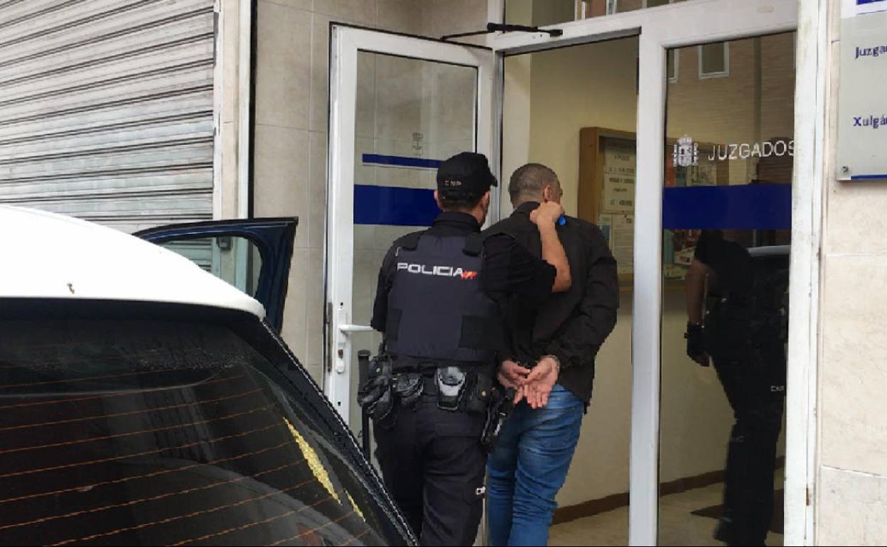 Los Acusados Del Crimen De La Felguera Imputados Por Asesinato Y